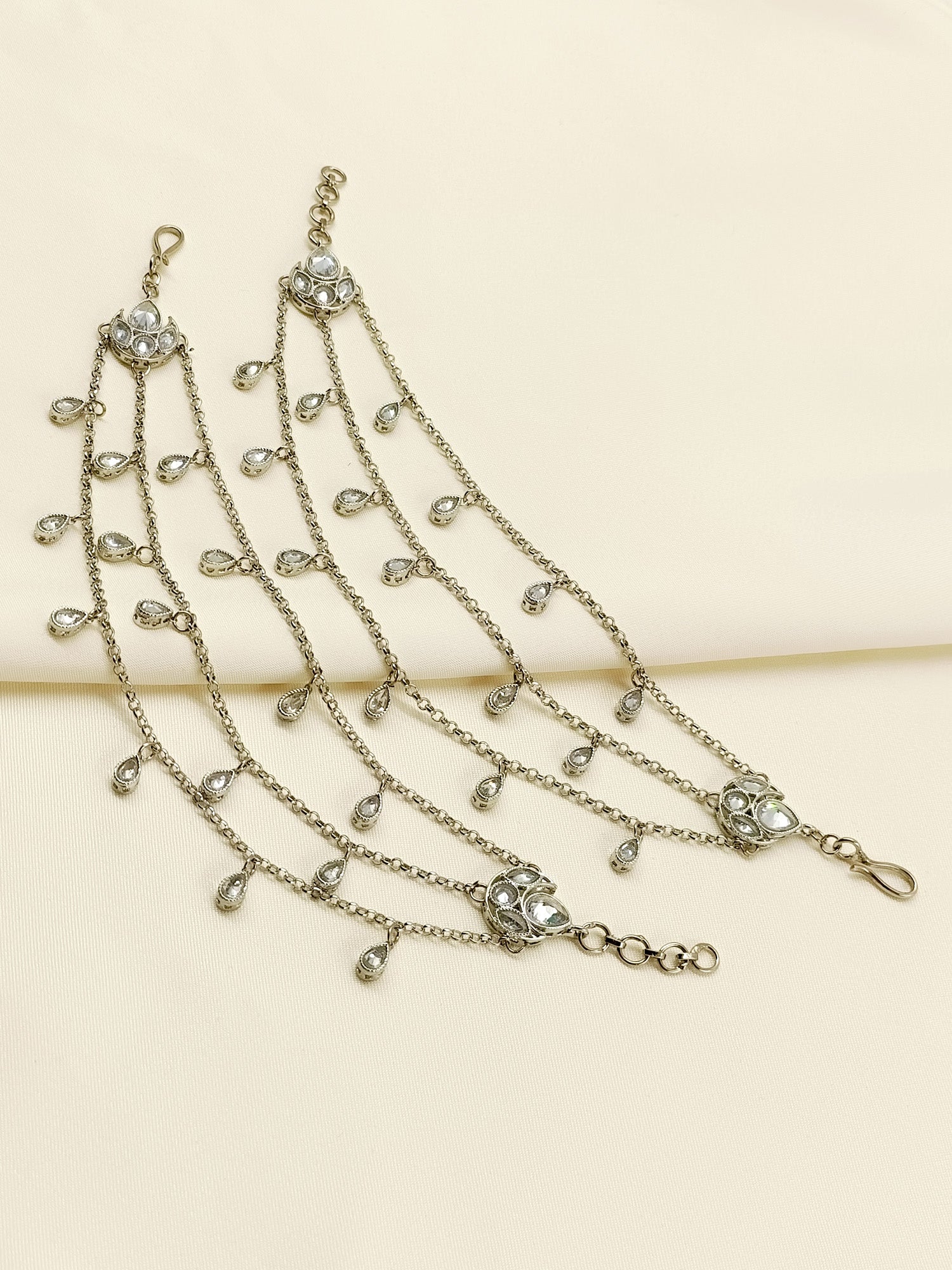 Tiya Silver Traditional Ear Chain – Sarvati